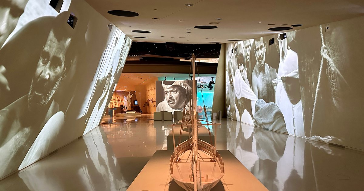 Arabic Guided Tour: Shapes, Stories & Screens - NMOQ