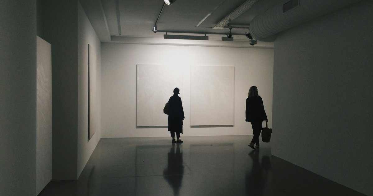 Making Exhibitions: Between Space, Identity, Narrative, and Cultural ...