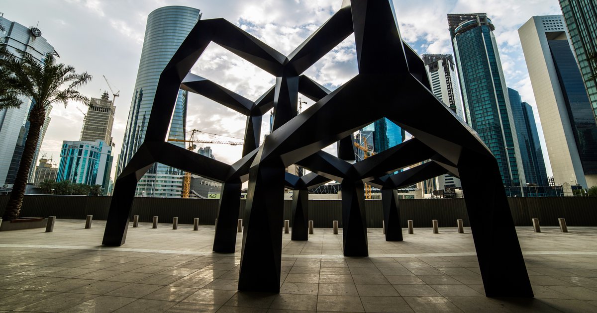 Smoke by Tony Smith - Qatar Museums